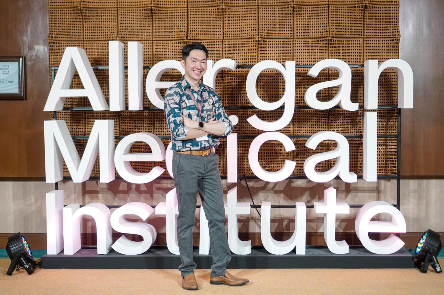 คุณหมอต่อ ได้เข้าอบรม Allergan Medical Institute สถาบันการสอนแพทย์ความ ...
